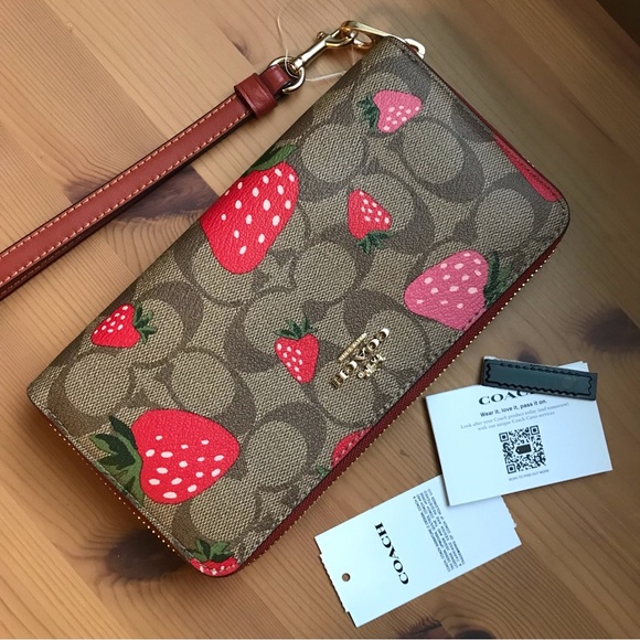 Coach | Bags | Coach Long Zip Around Wallet In Signature Canvas With ...